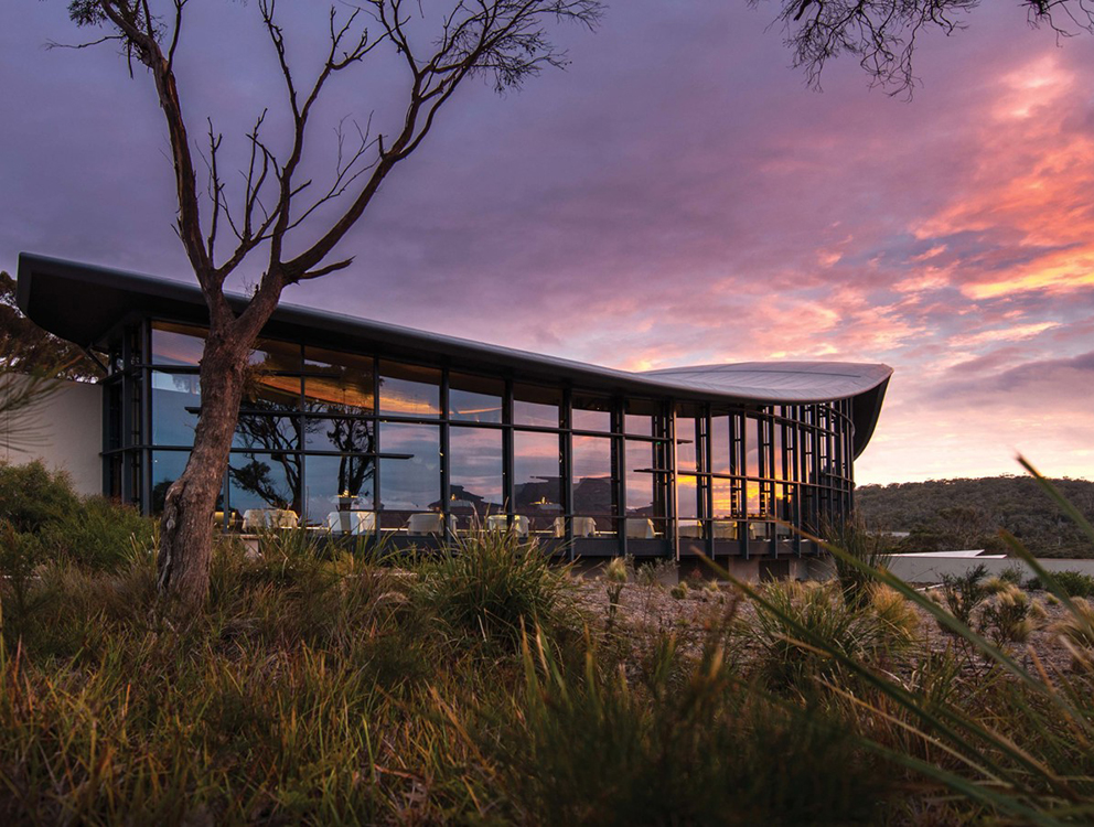 Eco-Luxury Melbourne & Tazmania Outback Tour | Elevate